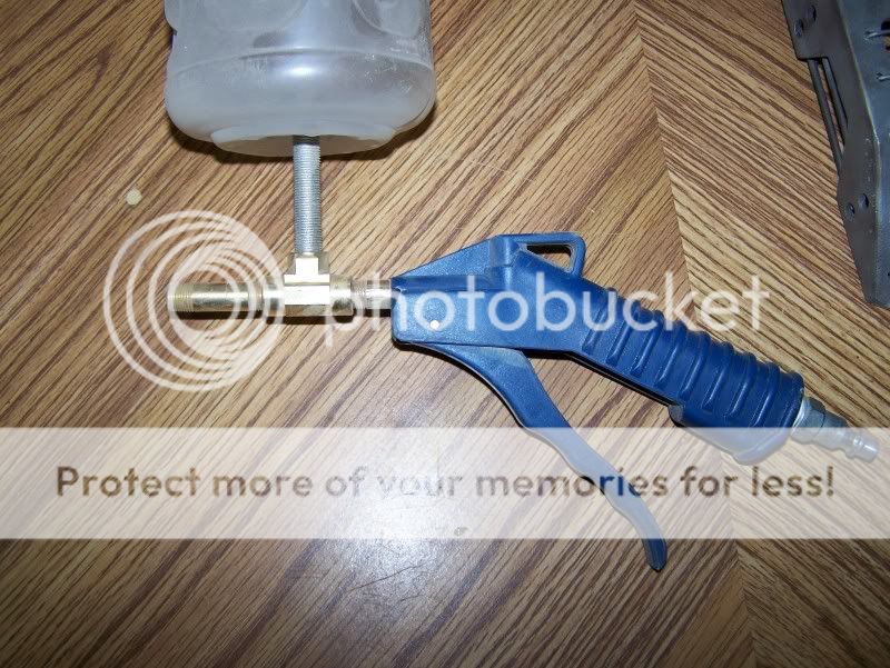 DIY Bare Bones Mini-Sandblaster | DO THE TON