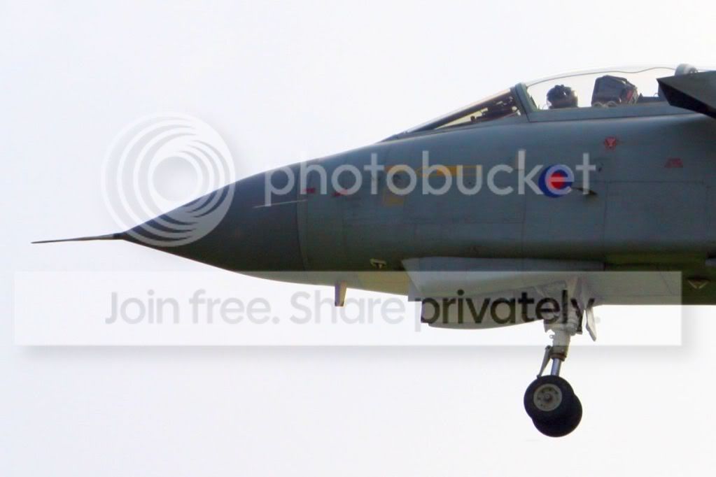 RAF Leuchars 19/04/2011 (New DSLR!) - FighterControl