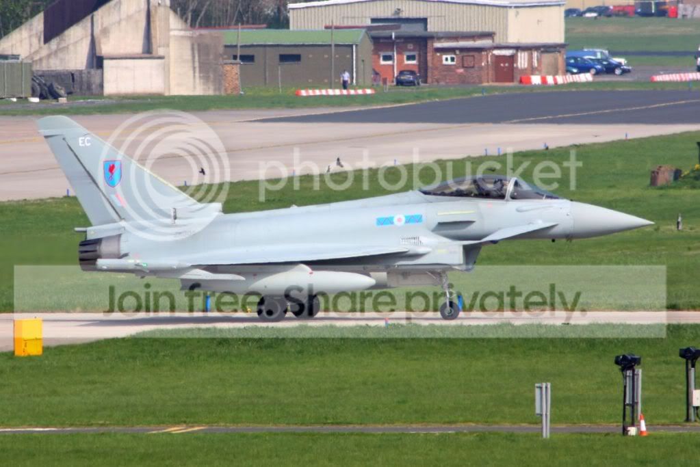RAF Leuchars 19/04/2011 (New DSLR!) - FighterControl