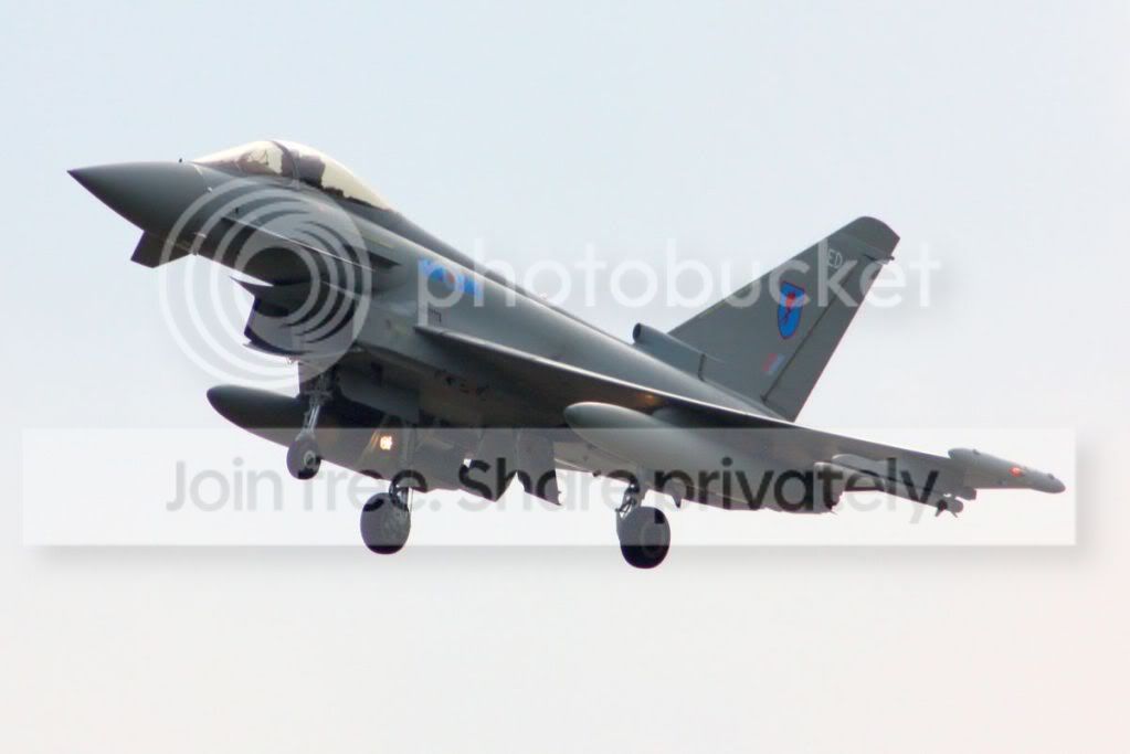 RAF Leuchars 19/04/2011 (New DSLR!) - FighterControl
